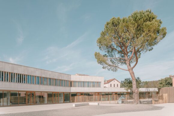 Fossil Building: Blending Architecture, Identity, and Learning - Archirro