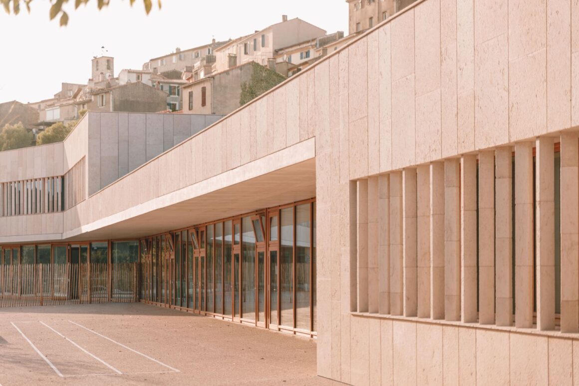 Fossil Building: Blending Architecture, Identity, and Learning - Archirro